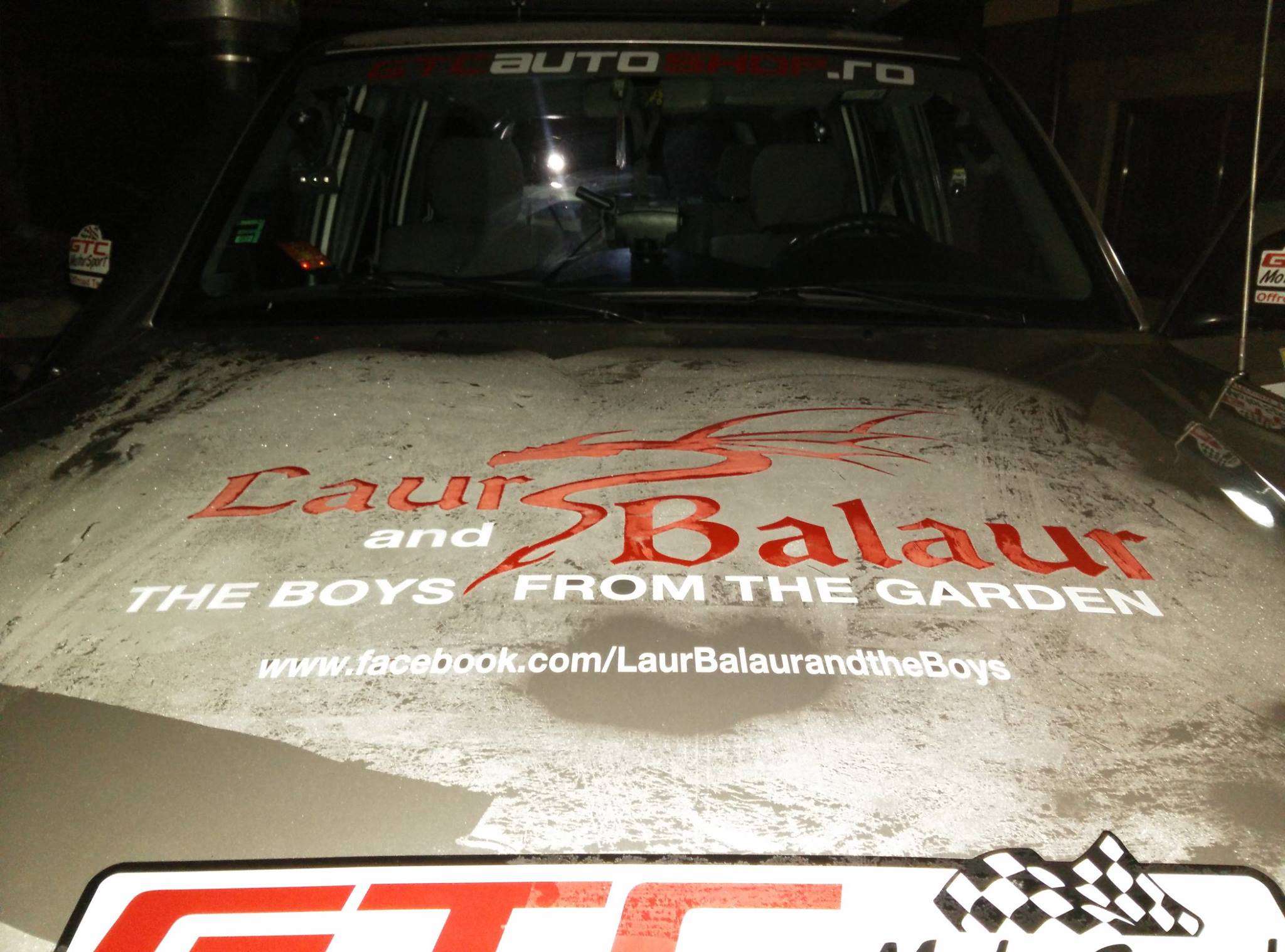 Raliul Budapesta - Bamako: Laur Balaur and the Boys from the Garden ...