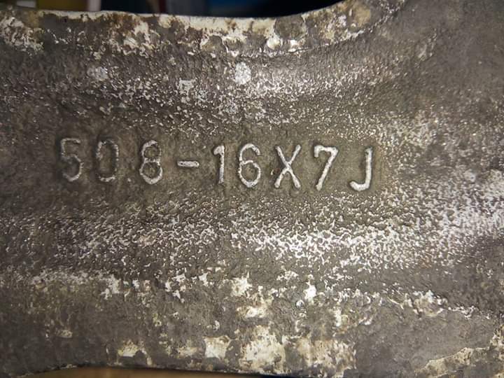 Vand 4 roti de Jeep Grand Cherokee - Vanzari anvelope, jante si ...